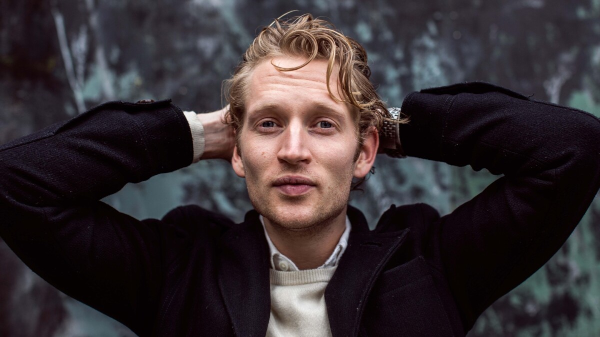 Mads på 29 har hovedrollen i ny DR-serie: 'Jeg er bange for, at jeg ...