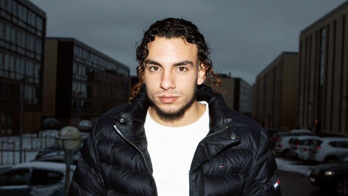 Er netop blevet løsladt fra fængslet: Nu går 22-årige Baloosh all in på ...