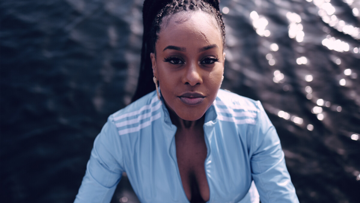 'Man skal føle sig sexet': 26-årige Feven langer ud efter 'latterlige ...