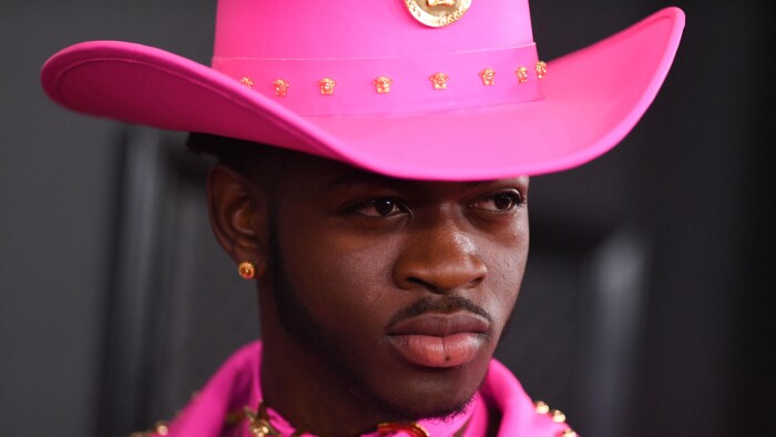 'Jeg håber, de græder': Rapper hitter med sang om homo-kærlighed og ...