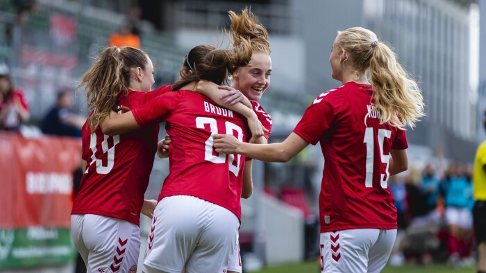 I dag begynder EM i fodbold | Nyheder | DR