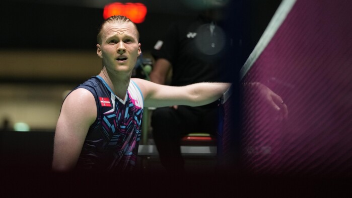 Anders Antonsen kæmper sig videre ved Japan Open | Kort sport | DR