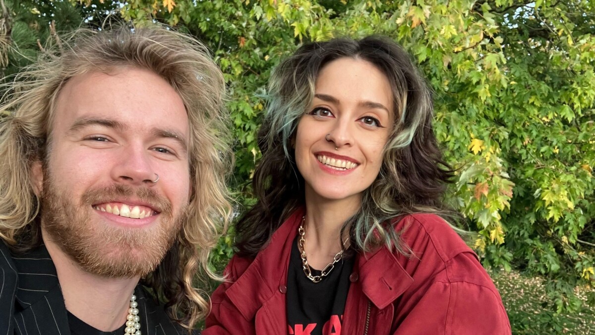 Laura og Anders står bag underskriftindsamling: Vil have 3.g'ere bag ...
