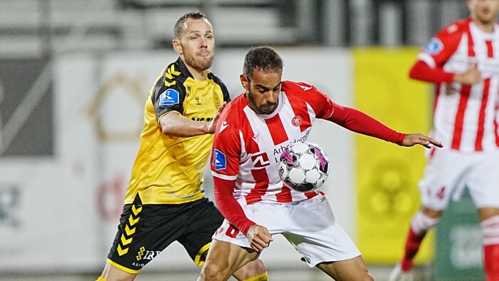 AaB roder stadig rundt i bunden efter uafgjort i Horsens | Kort sport | DR