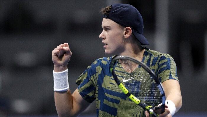 Storspillende Holger Rune er klar til ny semifinale | Kort sport | DR