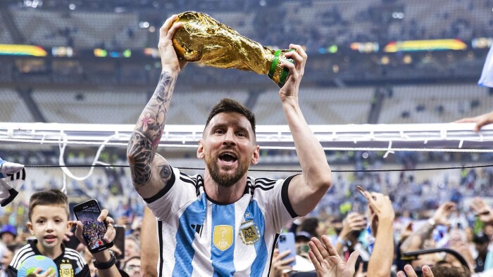 Messi slår vild rekord med VM-opslag på socialt medie | Kort sport | DR