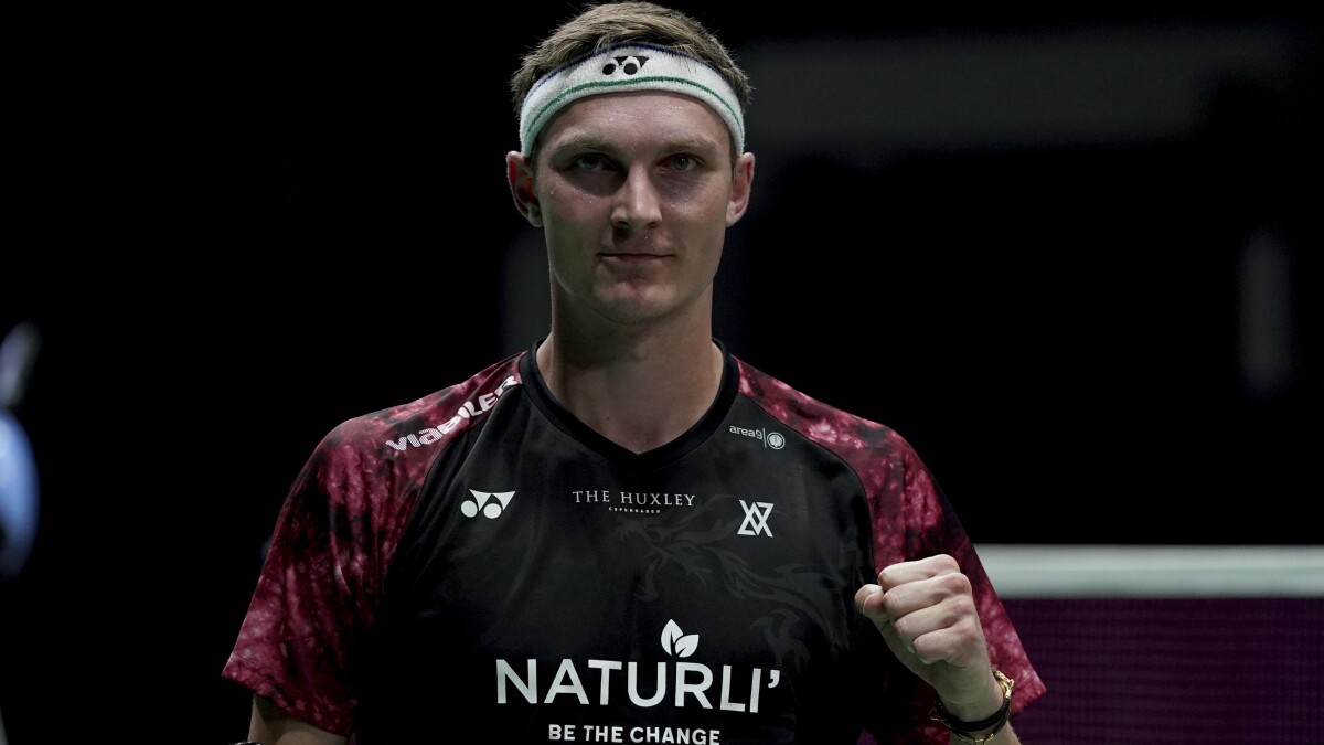 Axelsen triumferer i sæsons første turnering | Badminton | DR