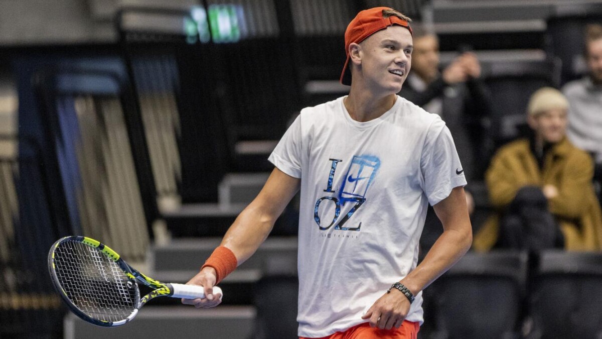 Holger Runes comeback tillader det danske landshold at drømme stort | Tennis | DR