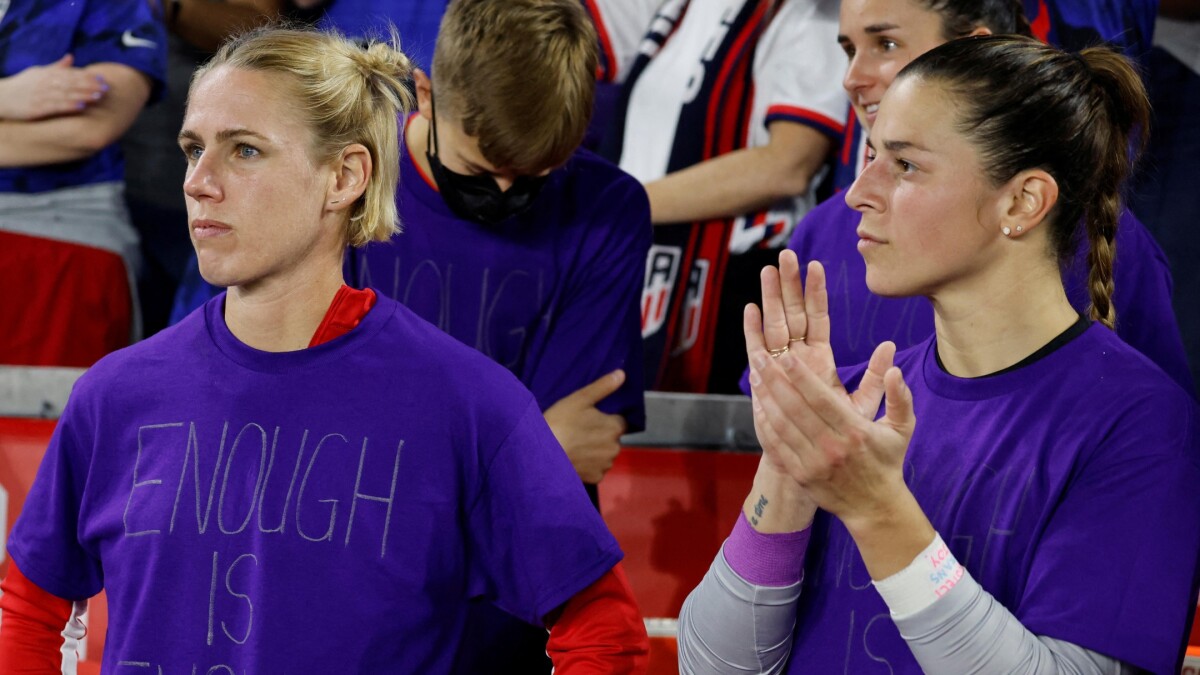 OL-guldvindere bruger farven lilla som symbol på utilfredshed: 'Det er ...