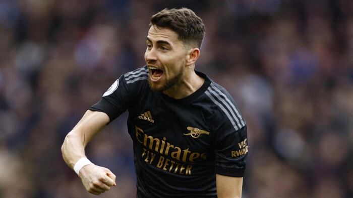 Arsenal kom tilbage på sporet med comebacksejr | Kort sport | DR