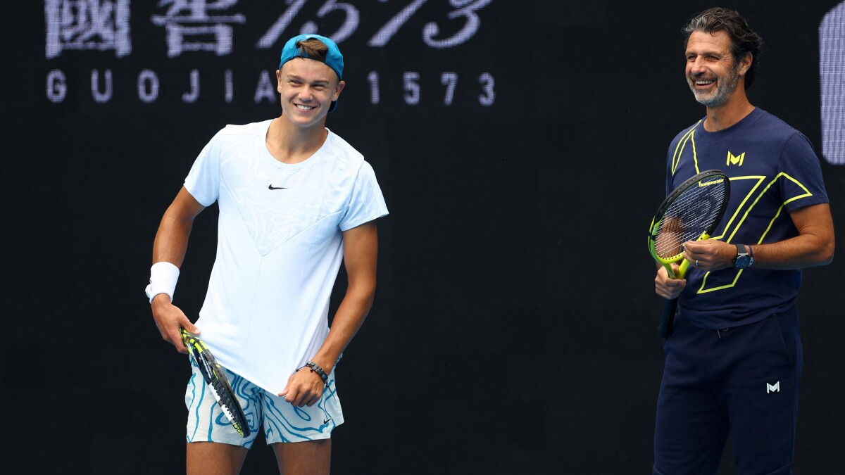 Holger Rune og stjernetræner stopper samarbejdet | Tennis | DR