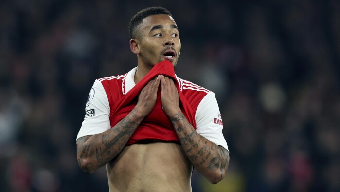 Trods flot comeback smider Arsenal vigtige point i guldkamp | Kort ...