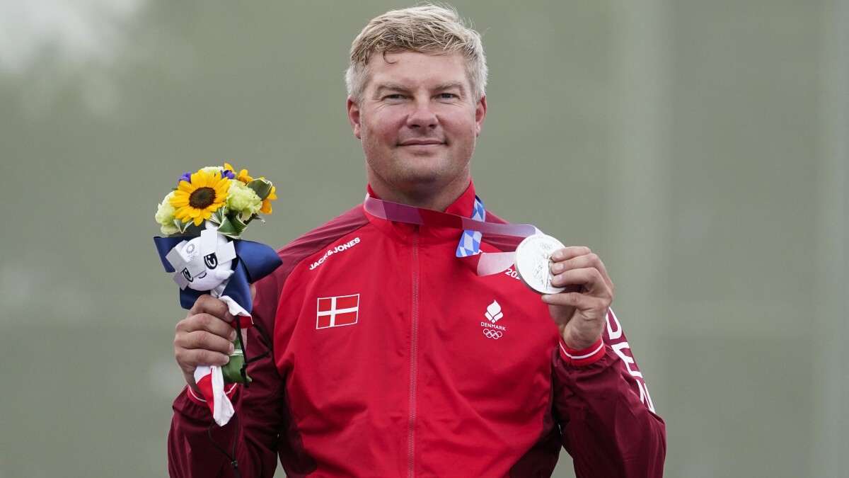 Efter 24 års forsøg tangerede Jesper verdensrekord og vandt guld i ...