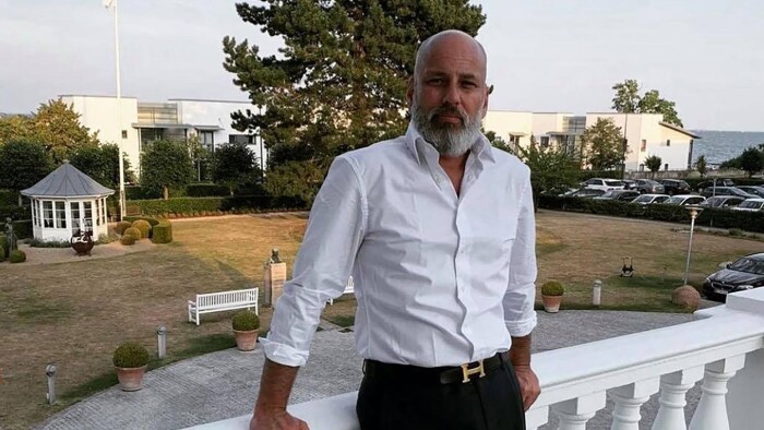 Seriesvindler blev rig på krig og dyre flasker vin, der aldrig ...