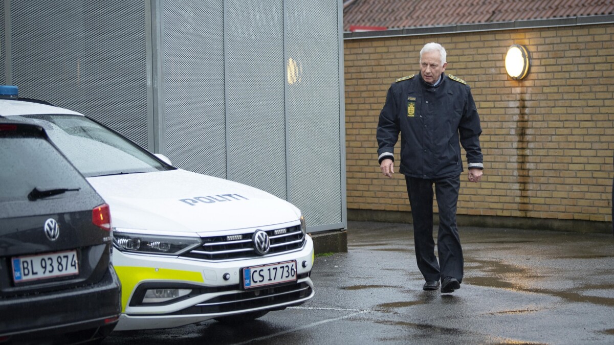Betjentene fra nedlagt specialpatrulje bliver ikke sendt hjem: 'Det er ikke nok' | Indland | DR