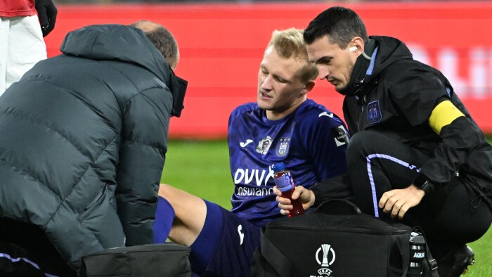 Dolberg udgår med skade | Kort sport | DR