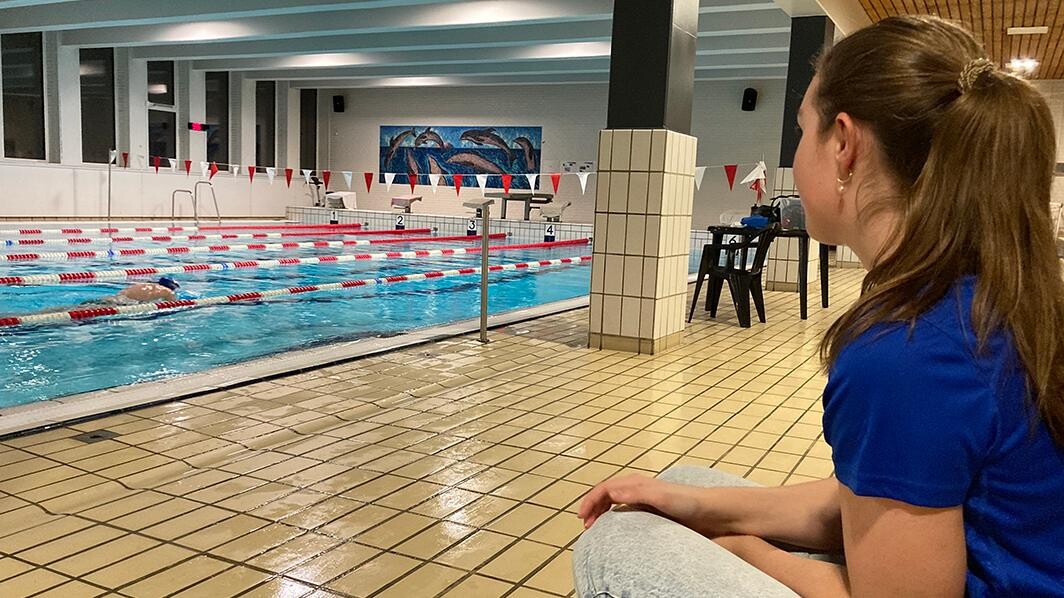 Svømmetalenter har skippet elitesvømningen efter corona | Indland | DR