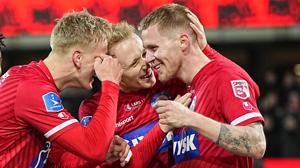 Silkeborgs hattrickhelt krøller bolden op i krogen | Pokalturneringen | DR