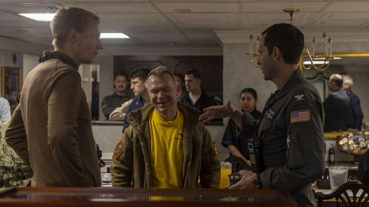 ANALYSE Det er Danmarks bedste chance, når hangarskibets admiral beder ...