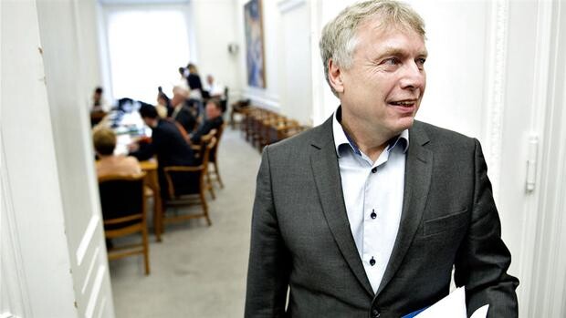 Uffe Elbæk: Jeg tror ikke at danskerne lyver | Kultur | DR