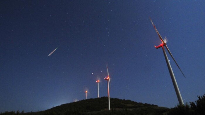 Stjerneskudsvrimmel i skyggen af fuldmåne | Viden | DR