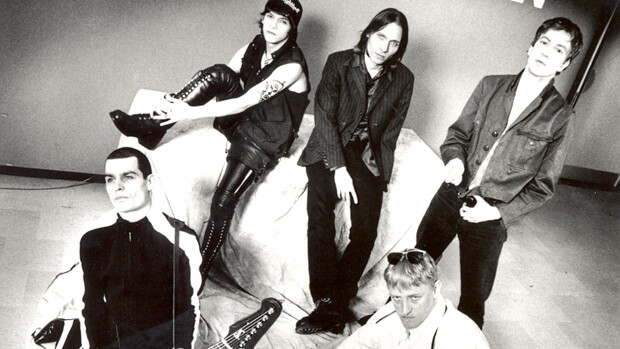 Sort Sol | Roskilde | DR