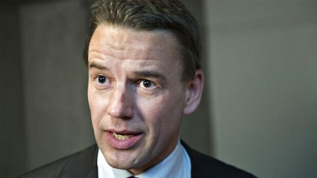 Politikere på sociale medier: Trist hvis Christian Friis Bach går af ...