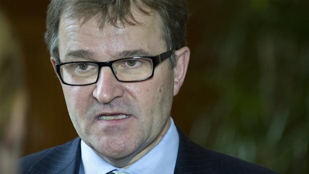 Danske Banks topchef fyret | Penge | DR