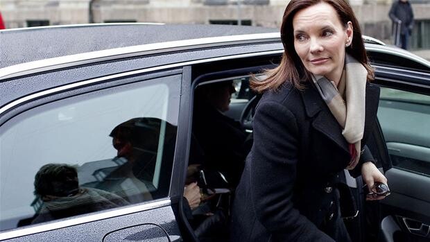 Retten giver Janni Spies medhold: Hun skal have 35 millioner | Indland | DR