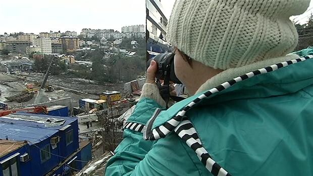 VIDEO Horisont: OL og de sorte enker | Udland | DR