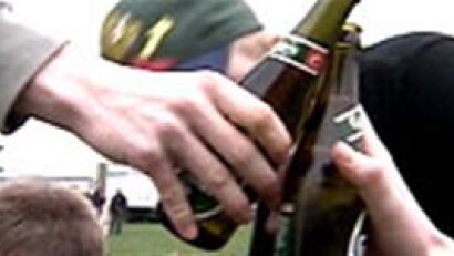 Skoler advarer mod Facebook-fester: Risikerer at løbe løbsk ...