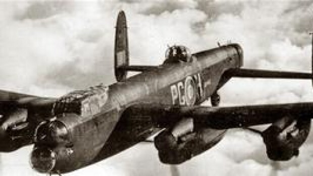 Bombefly overflyver Danmark | Indland | DR