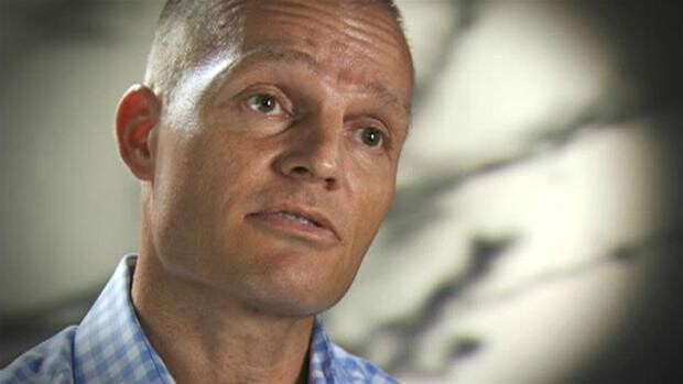 Stein Bagger gør comeback under dæknavn | Penge | DR