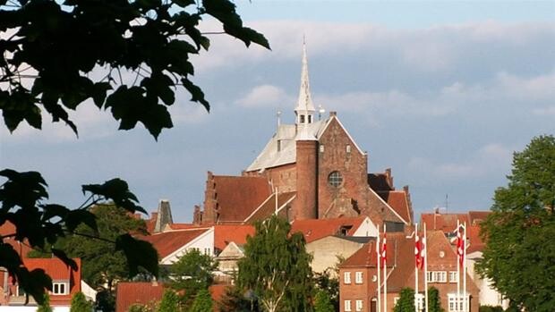 Haderslev Domkirke er juleklar | Syd- og Sønderjylland | DR