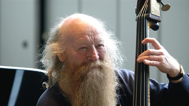 Smed på bas får Leo Mathisen Prisen | Nyt fra DR | DR