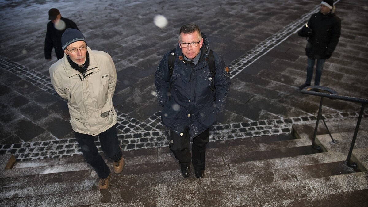 Slagen pensionist: Jeg stod som den lille mod sværvægtsbokseren | Penge ...