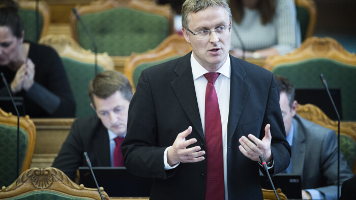 V står fast på skattelettelser trods stram økonomi | Politik | DR V står fast på skattelettelser trods stram økonomi | Politik | DR