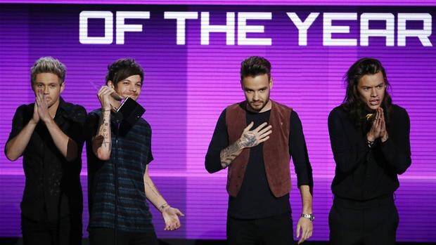 AMA: One Direction blev årets kunstner | Ultra Nyt | DR