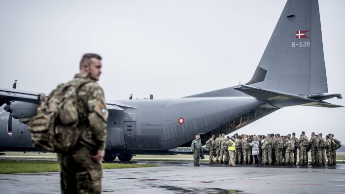 Danske soldater udsendes: Nato-styrke ikke stor nok til at forsvare ...