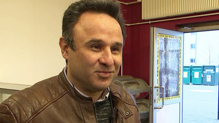 Far til hærværksramte Ali åbner hærget bageri: Vi skal ikke være bange ...