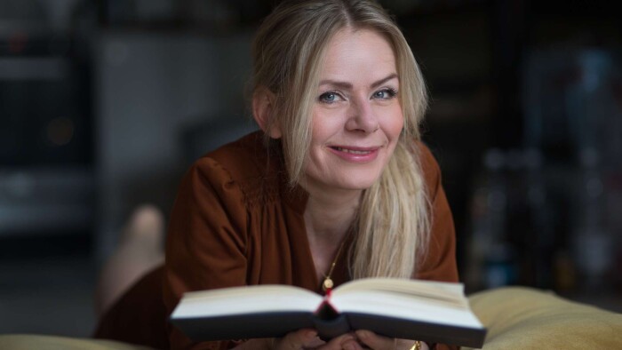 Anne Glad anbefaler bøger til dit efterår: Det skal være som at spise ...