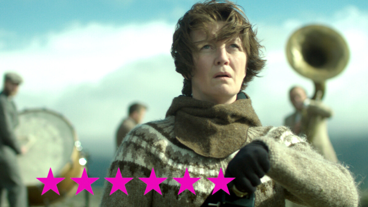 Anmelder giver 6 stjerner til 'usædvanlig' film: Får lyst til at høre ...