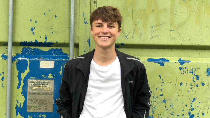 Ugens Kanon er en følsom popprins, der galopperer direkte ind i vores ...