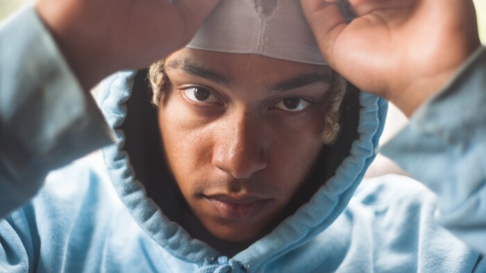 Dansk rapper frygter stjernelivet: 'Det føles som at have en stalker ...