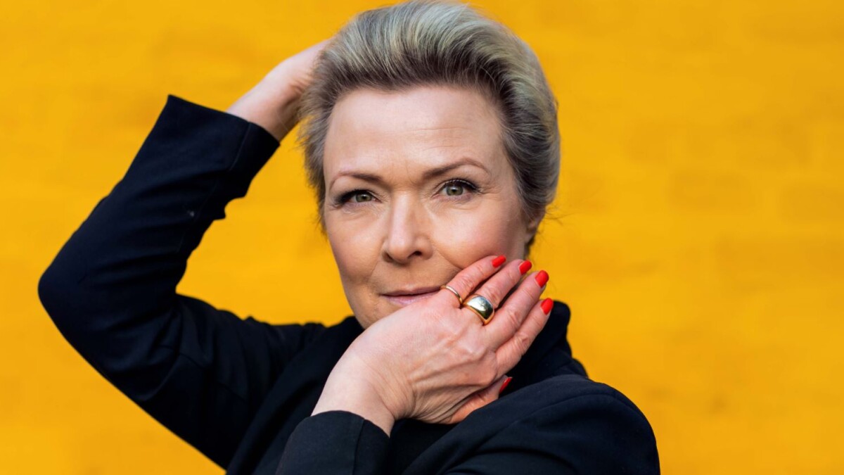 'Jeg havde rigtig meget frygt i mig': Sådan fik storsælgende forfatter ...