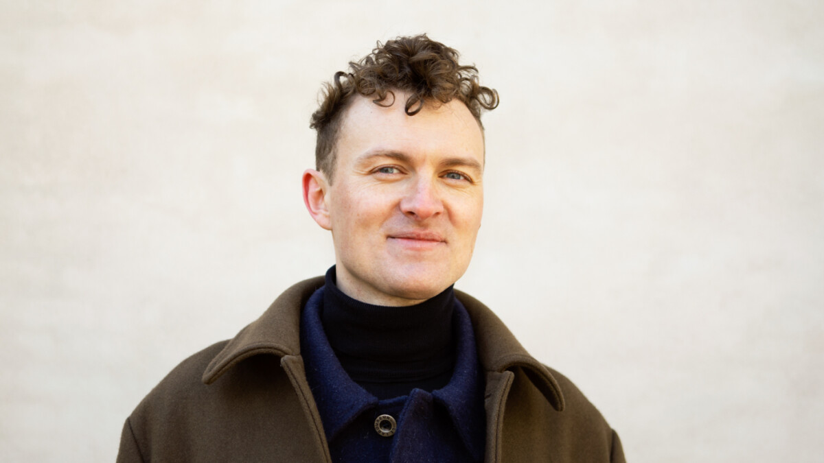 Peter har undersøgt dansk malers mystiske død i ny bog: 'Det har været ...