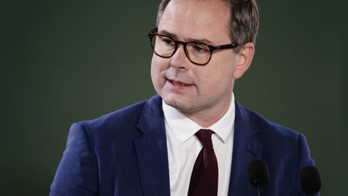 LIVE: Regeringen præsenterer sit finanslovsforslag | Politik | DR