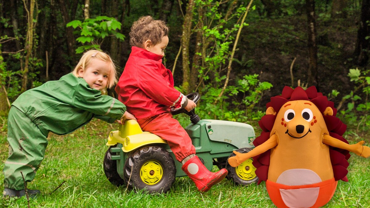 De små fik en stor nyhed - og har lært Børste godt at kende | DR i 2021 ...