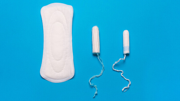 Fra i dag er menstruationsprodukter gratis i Skotland | Udland | DR