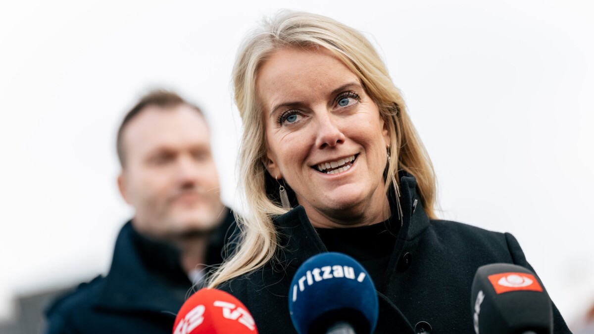 Pernille Vermunds Nye Borgerlige er 'afgået ved døden' | Politik | DR